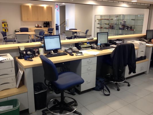 AUTONATION CHEVROLET ARROWHEAD - Updated September 2025 - 135 Photos ...