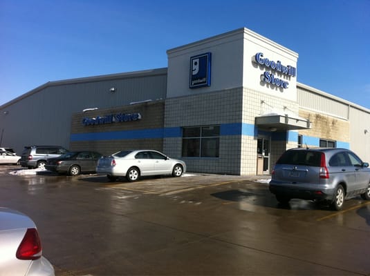 GOODWILL STORE - Updated June 2024 - 22 Photos - 5520 Council St NE ...