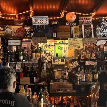 ROSSI’S LIQUORS - Updated December 2025 - 196 Photos & 423 Reviews ...