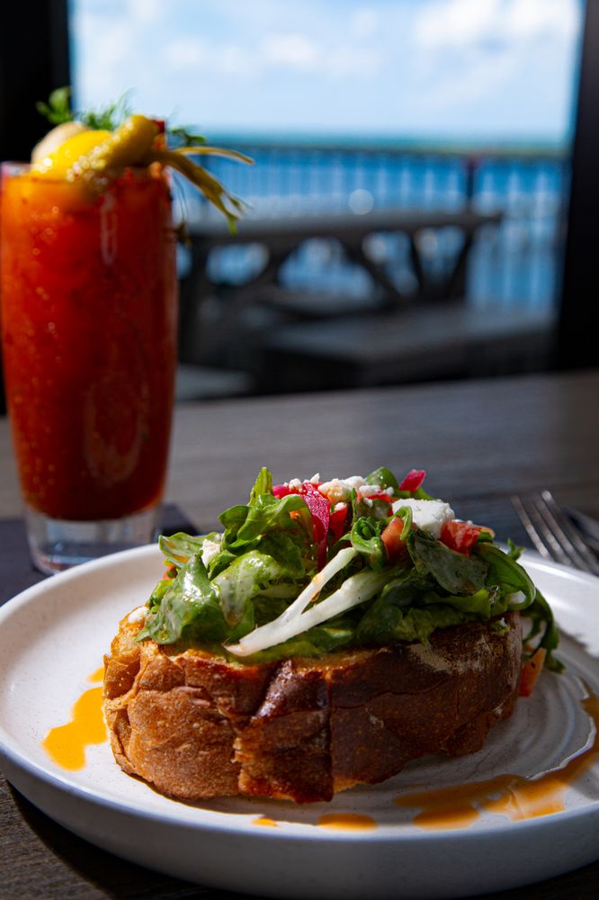 BEACON SOCIAL DRINKERY - Updated December 2024 - 193 Photos & 104 Reviews - 2200 Edwards Dr ...