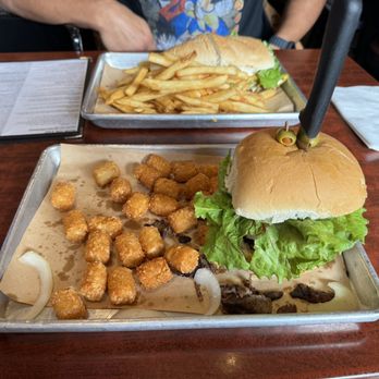 FAT HEADS SALOON - 739 Photos & 924 Reviews - 1805 E Carson St ...