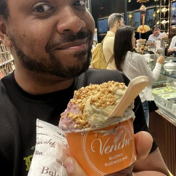 VENCHI - Updated June 2025 - 999 Photos & 400 Reviews - 861 Broadway ...