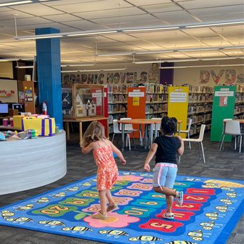 WOODSON REGIONAL, CHICAGO PUBLIC LIBRARY - Updated December 2025 - 26 ...