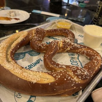 THE GRUMPY MONK - Updated July 2025 - 225 Photos & 251 Reviews - 1409 ...