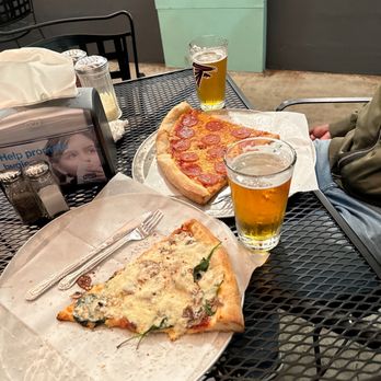 FELLINI’S PIZZA - Updated December 2025 - 163 Photos & 241 Reviews ...