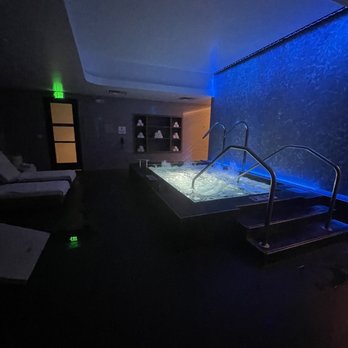 ANDA SPA - Updated June 2024 - 114 Photos & 38 Reviews - 201 S 11th St ...
