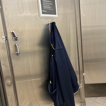 QUEENSTOWN PREMIUM OUTLETS - Updated December 2025 - 63 Photos & 77 ...