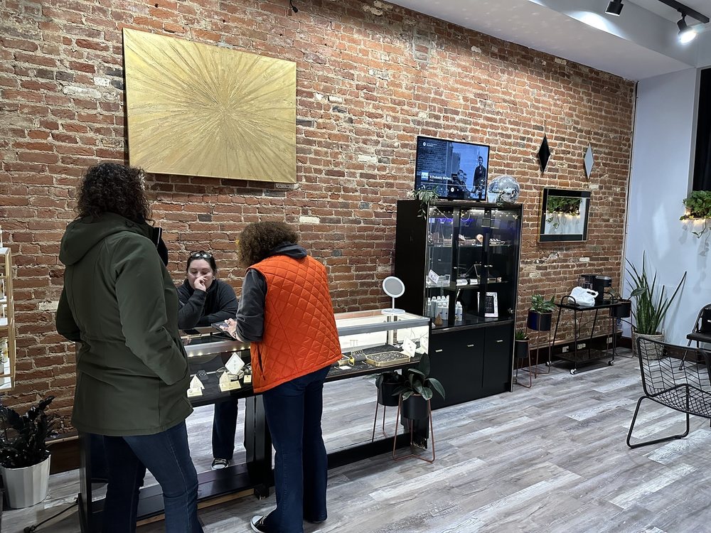 GOLDEN HOUR PIERCING - Updated October 2025 - 411 E 5th St, Dayton ...