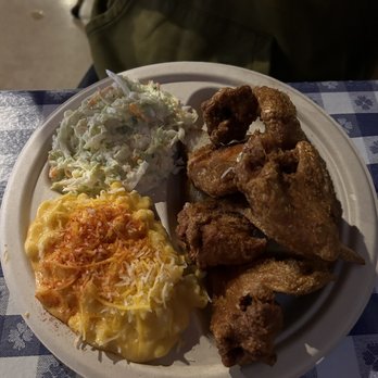 GUS’S WORLD FAMOUS FRIED CHICKEN - VAN BUREN - Updated May 2024 - 249 ...