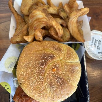 POP UP CHICKEN SHOP - PEORIA - Updated October 2025 - 68 Photos & 37 ...