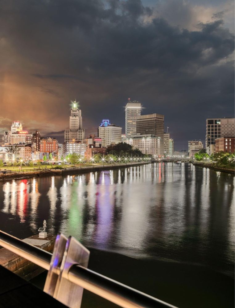 PROVIDENCE RIVER PEDESTRIAN BRIDGE - Updated October 2025 - 207 Photos ...