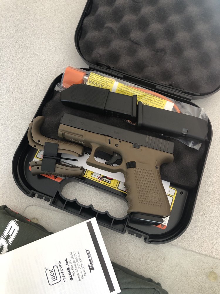 SELECT FIRE WEAPONRY - Guns & Ammo - 2325 Parklawn Dr, Waukesha, WI ...