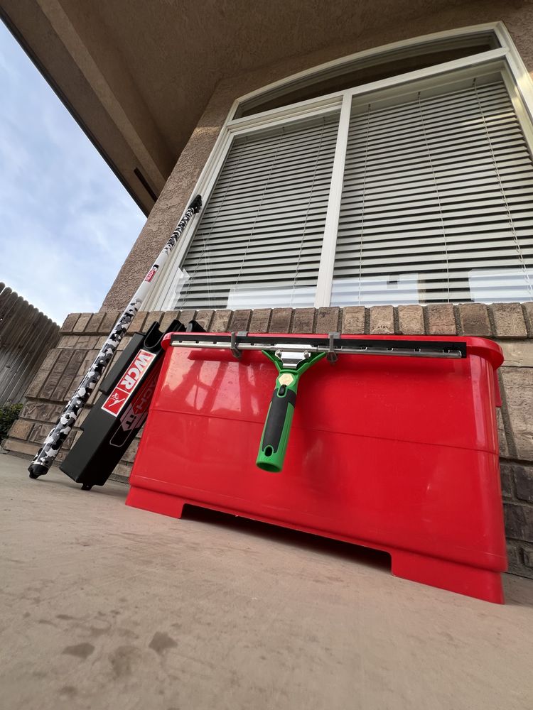 CJS WINDOW CLEANING - Updated April 2025 - 3202 Giovanetti Ave, Bakersfield, California - Window ...