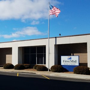 FIRST MID BANK & TRUST - ALTAMONT - 101 W Washington Ave, Altamont, IL ...