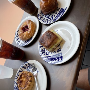 SEVEN STARS BAKERY - Updated May 2025 - 173 Photos & 61 Reviews - 1255 ...