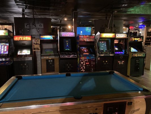THE HIDEOUT ARCADE BAR AND GRILL - Updated October 2025 - 43 Photos - 51 Reviews - 18693 Coastal ...