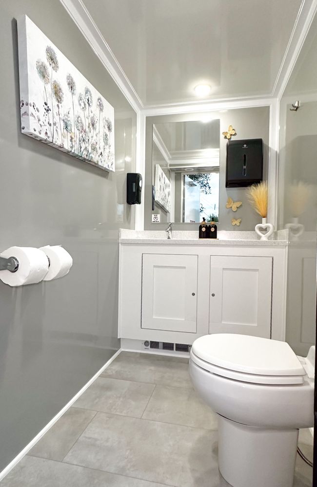 NOMADIC RESTROOM - Updated April 2025 - Request a Quote - 10 Photos ...