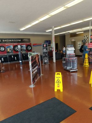 FIRESTONE COMPLETE AUTO CARE - Updated September 2025 - 12 Photos & 52 ...