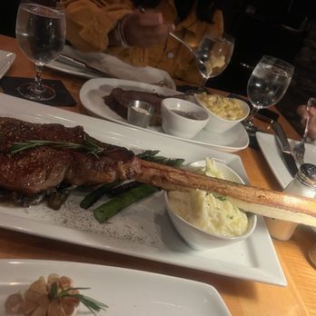 LARSEN’S GRILL - Updated February 2025 - 989 Photos & 877 Reviews - 590 ...