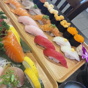 SHOW SUSHI - Updated August 2024 - 4036 Photos & 2635 Reviews - 957 W ...