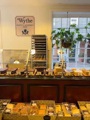 WYTHE CANDY & GOURMET SHOP - Updated December 2025 - 321 Photos & 136 ...