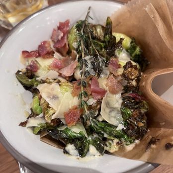 DELISH SISTERS - Updated January 2025 - 54 Photos & 31 Reviews - 389 ...