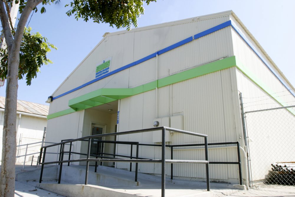 EWING OUTDOOR SUPPLY - Updated August 2025 - 13 Photos - 718 Cacique St ...