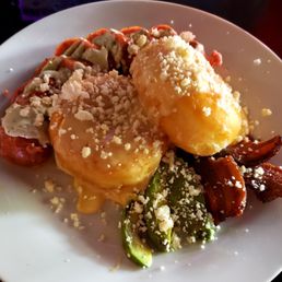 FLIPPERS TAVERN - Updated January 2026 - 213 Photos & 181 Reviews ...