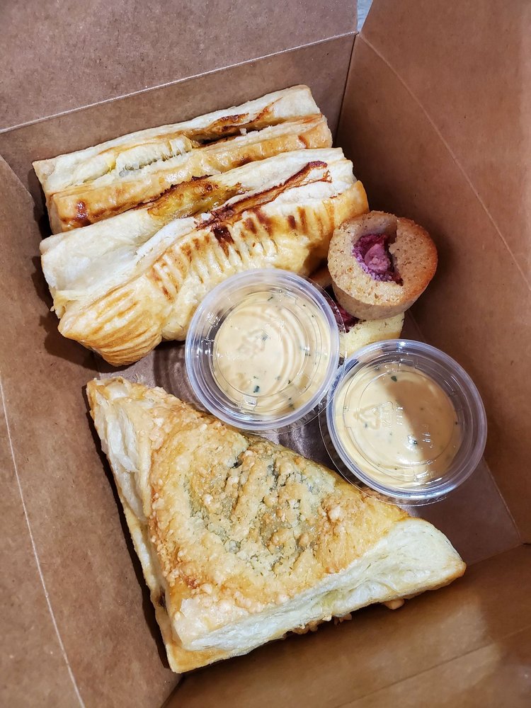 AKE’LARRY - 41 Photos & 37 Reviews - Pasta Shops - 2821 E White Star ...