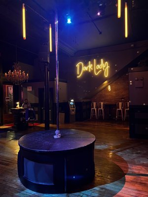 THE DARK LADY - Updated January 2026 - 35 Photos & 37 Reviews - 19 Snow ...