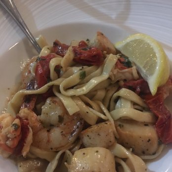 FISHBONES - Updated April 2025 - 304 Photos & 723 Reviews - 34 Central ...