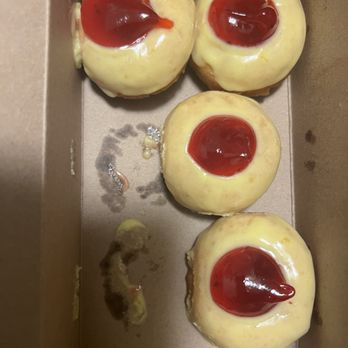 EIGHTY 8 DONUTS CAFE with photos - Updated August 2024 - 73 Photos & 36 ...