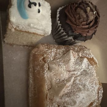 DEWEY’S BAKERY - Updated January 2026 - 209 Photos & 167 Reviews - 262 ...