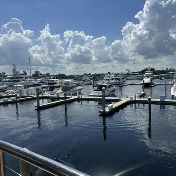 THE SHORELY - Updated April 2025 - 117 Photos & 43 Reviews - 849 ...