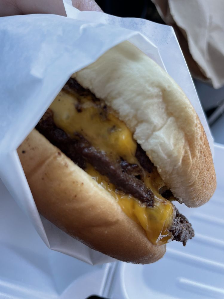 BURGERLAND - Updated August 2024 - 152 Photos & 224 Reviews - 1301 N ...