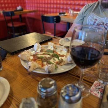 BRAZA BRAVA PIZZERIA NAPOLETANA - Updated January 2025 - 547 Photos ...