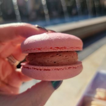 HONEY & BUTTER MACARONS - Updated June 2025 - 4852 Photos & 1532 ...