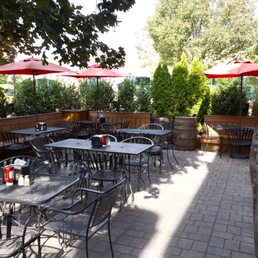 TAP ROOM - Updated October 2025 - 508 Photos & 443 Reviews - 114 W Main ...