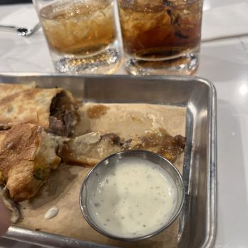 FLOGOLF LOUNGE - Updated December 2025 - 27 Photos & 11 Reviews - 880 ...