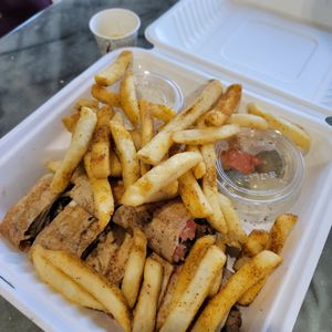 HOLY BUCKETS HALAL CHICKEN & PIZZA - Updated April 2025 - 129 Photos ...