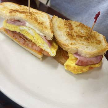 HAPPY DINER - Updated September 2024 - 184 Photos & 214 Reviews - 1931 ...