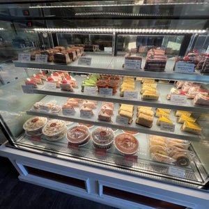 REGENT CAKES & BAKERY - 282 Photos & 117 Reviews - 12816 SE 38th St ...