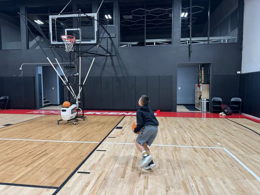 OC HOOP LEGENDS - Updated January 2026 - 23 Photos - 22600 Lambert St ...