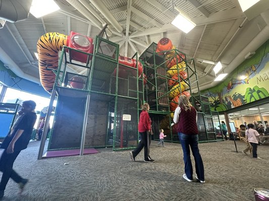 MAPLE GROVE COMMUNITY CENTER - Updated November 2025 - 34 Photos & 28 ...