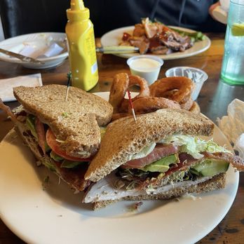 RAINBOW OAKS RESTAURANT - Updated December 2024 - 885 Photos & 960 ...