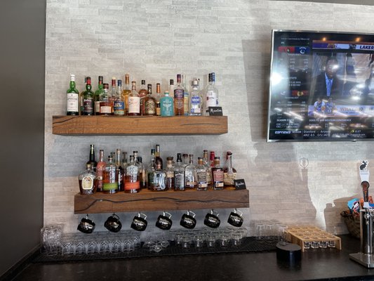 SCISSORS & SCOTCH - Updated January 2025 - 21 Photos & 14 Reviews - 205 ...