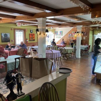 AUNTIE CATHIE’S KITCHEN - Updated December 2025 - 81 Photos & 117 ...