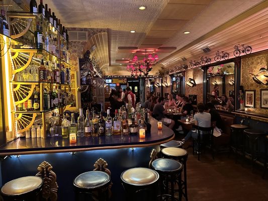 BOMBAY BISTRO - Updated December 2025 - 365 Photos & 317 Reviews - 31 ...