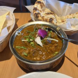 RAJ SAFFRON HOUSE - Updated December 2025 - 133 Photos & 82 Reviews ...