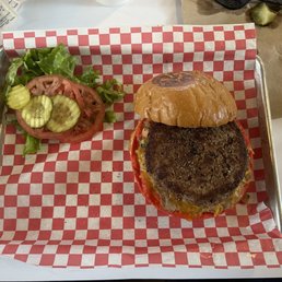 BIGZ BURGER JOINT - Updated December 2025 - 218 Photos & 308 Reviews ...